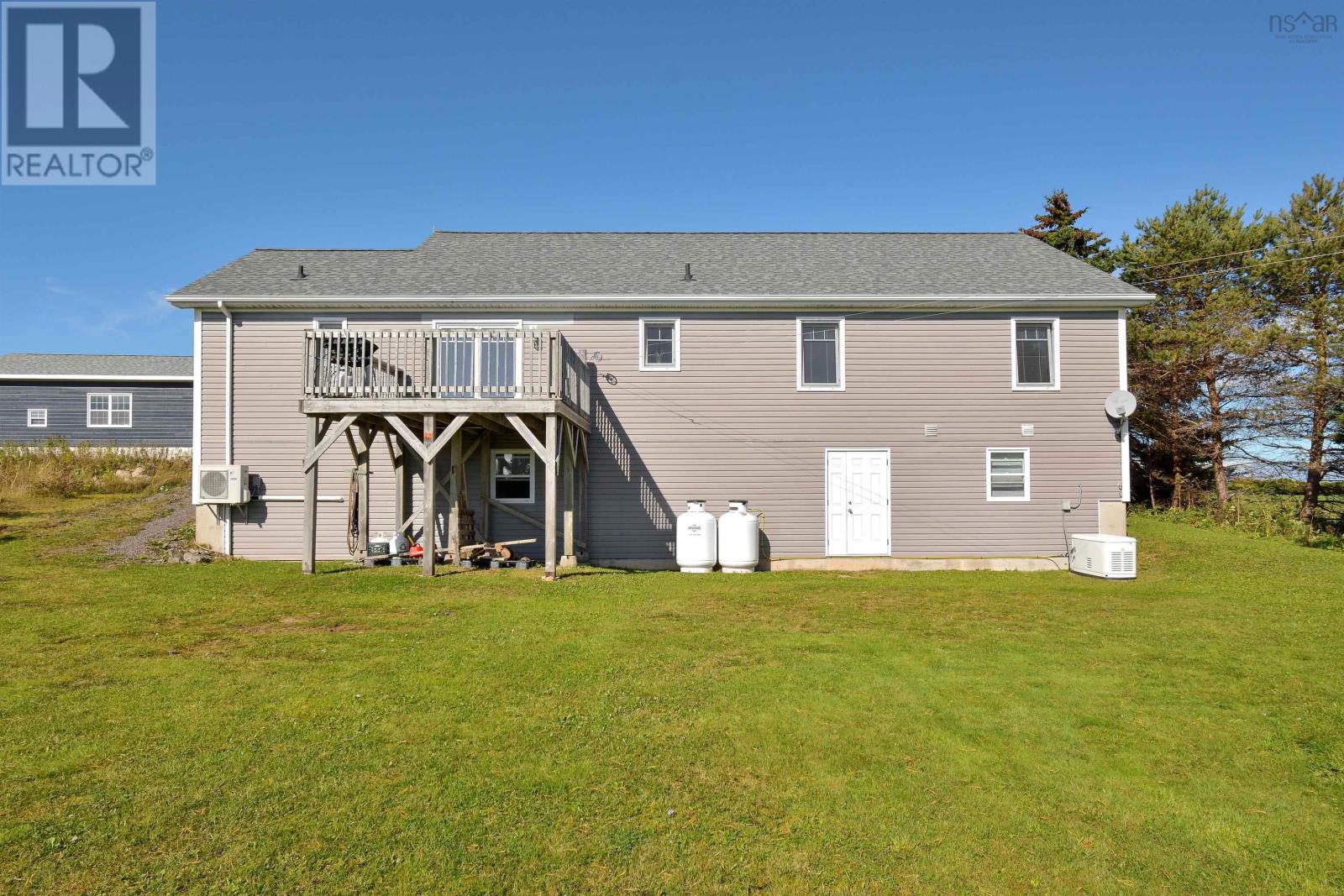 For sale: 2868 High Road, Arichat, Nova Scotia B0E2L0 - 202321650 ...
