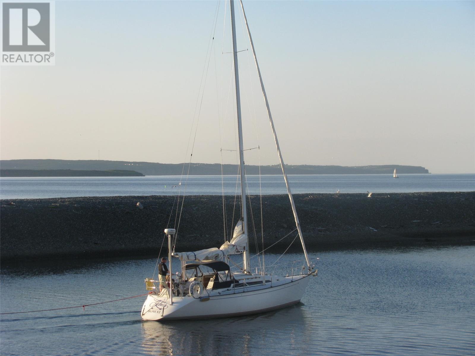 For sale: 4 COMMODORE Place, CONCEPTION BAY SOUTH, Newfoundland ...