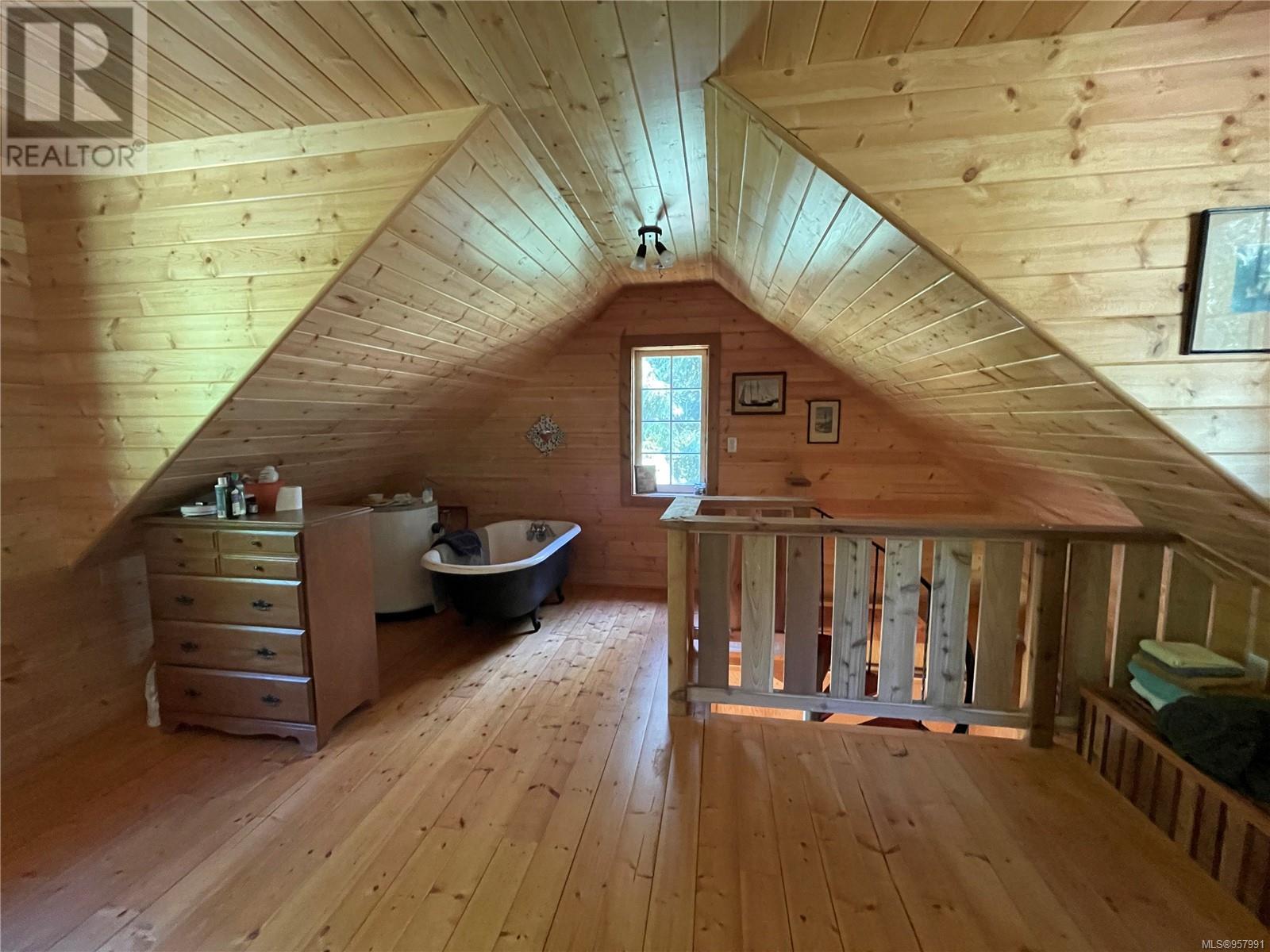 For sale: 674 Weathers Way, Mudge Island, British Columbia V0V0V0 ...