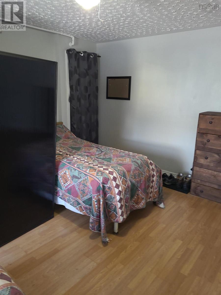 For sale: 1374 Robie Street, Halifax, Nova Scotia B3H3E2 - 202403795 ...