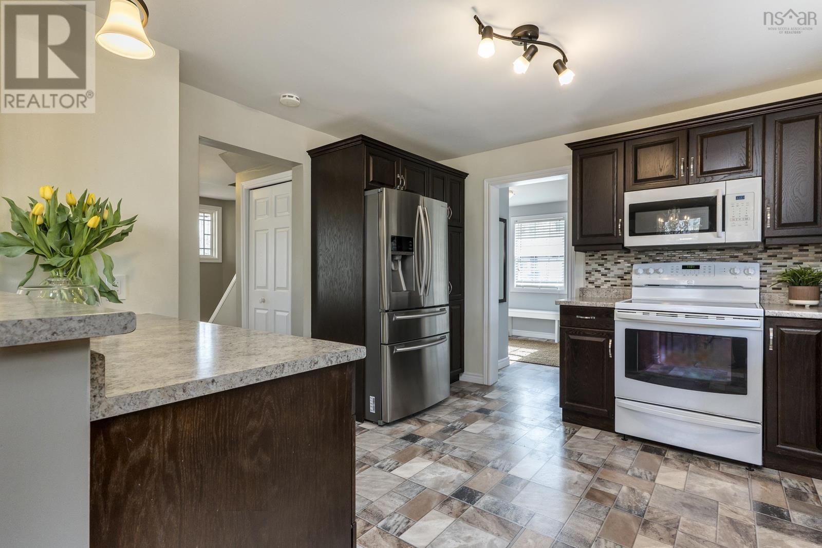 1555 Ashlee Drive, Coldbrook, Nova Scotia B4R1A1 | REALTOR.ca