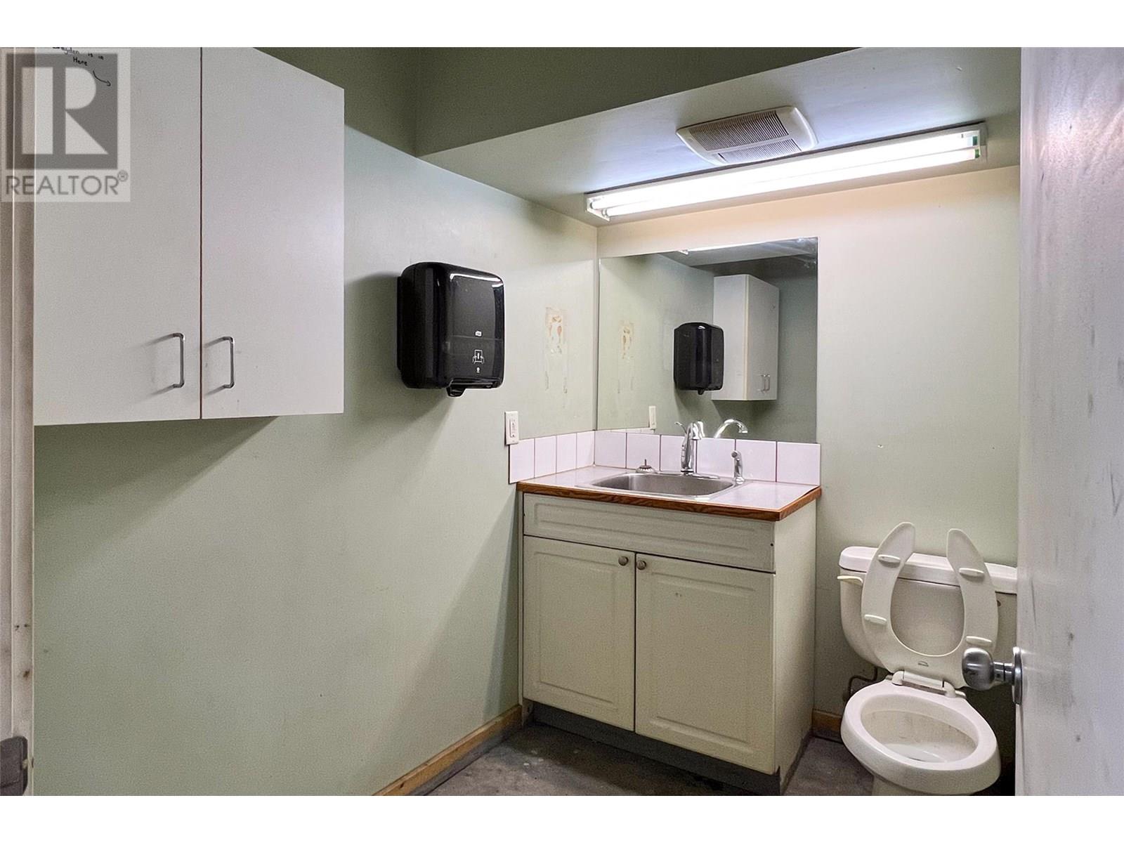 For sale: 1060 Leathead Road Unit# 10, Kelowna, British Columbia V1X2K1 ...