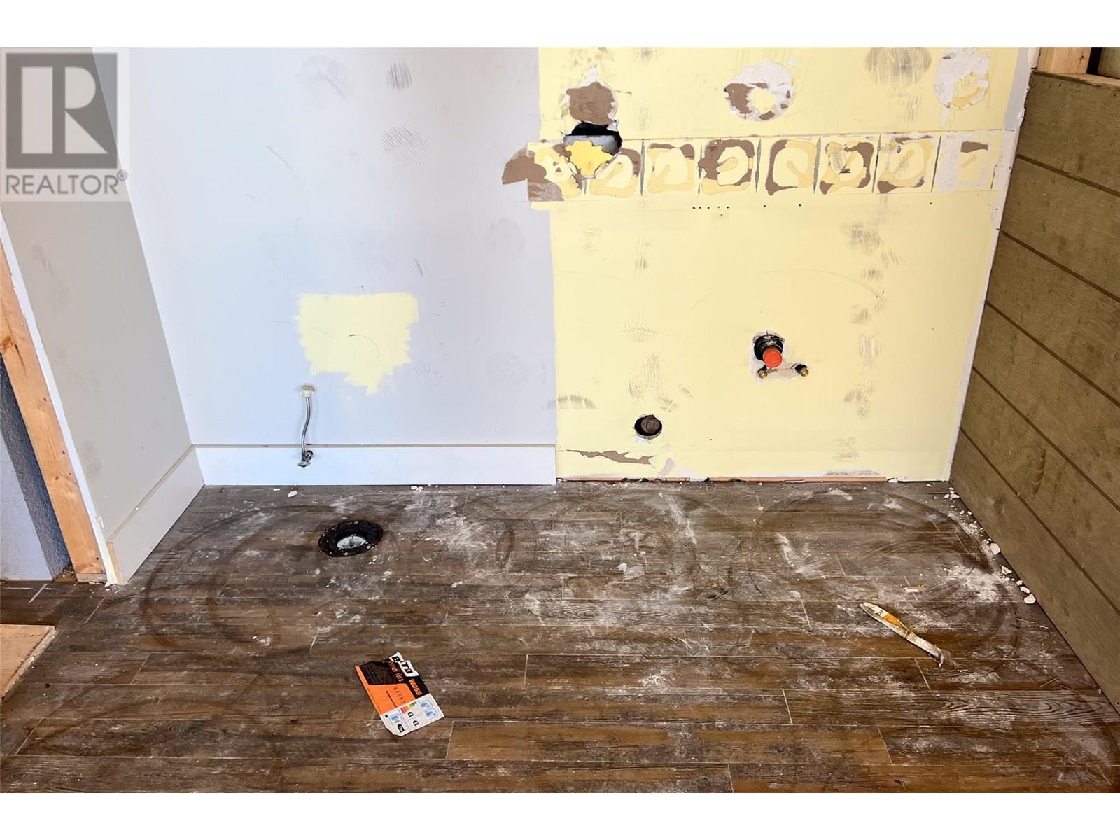 For sale: 1060 Leathead Road Unit# 10, Kelowna, British Columbia V1X2K1 ...