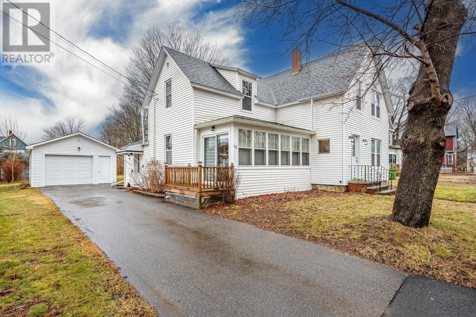 13 Queen Street, Middleton, Nova Scotia B0S1P0 | REALTOR.ca