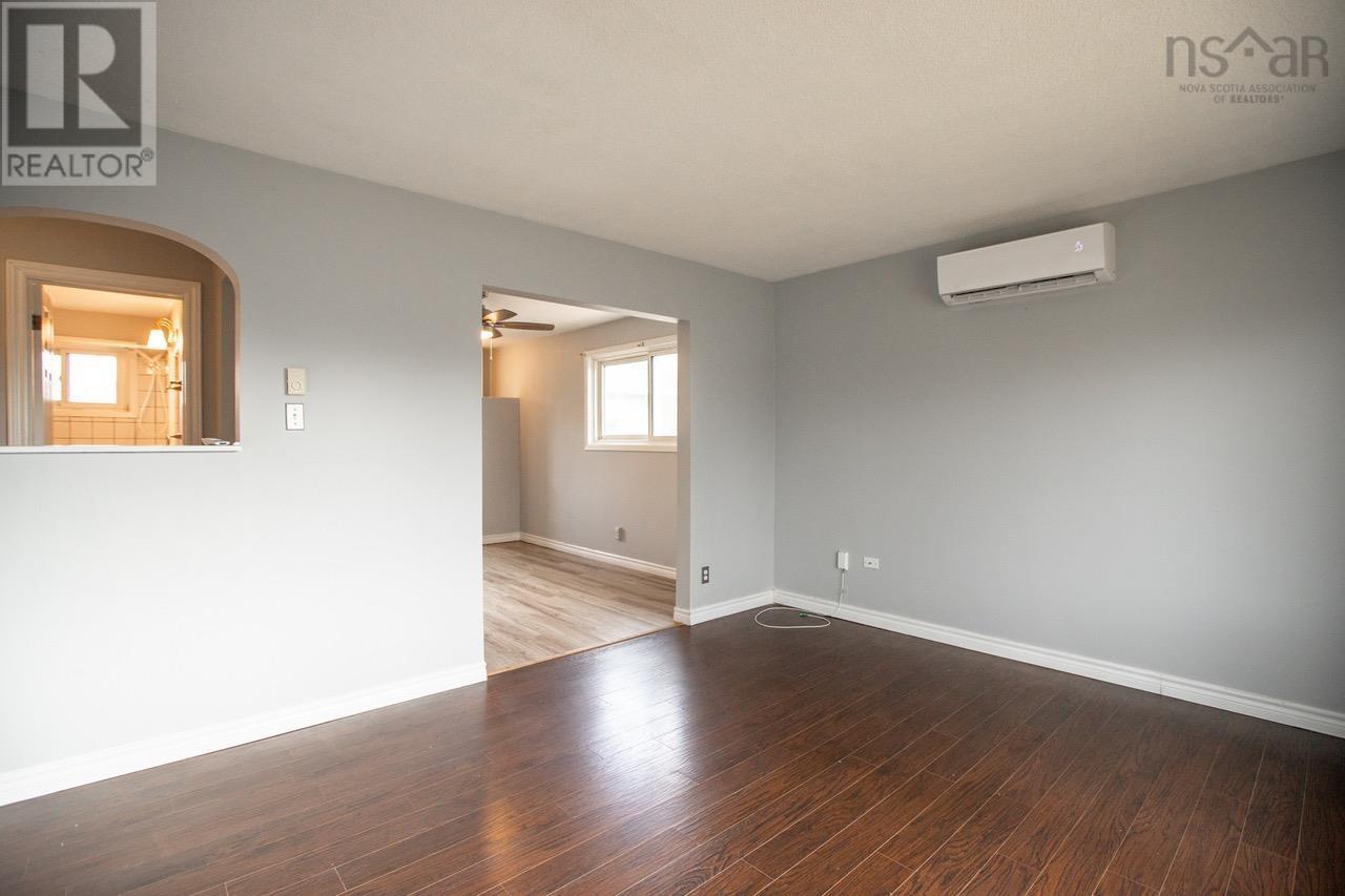 11 & 13 Parkmoor Avenue, Spryfield, Nova Scotia B3R1B4 | REALTOR.ca