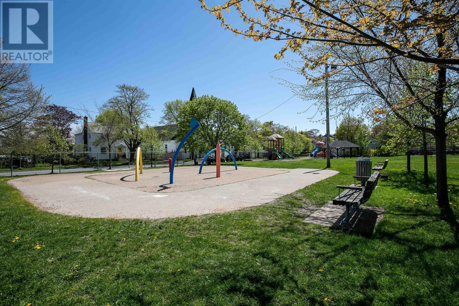 5513 Sebastian Place, Halifax, Nova Scotia B3K2K5 | REALTOR.ca