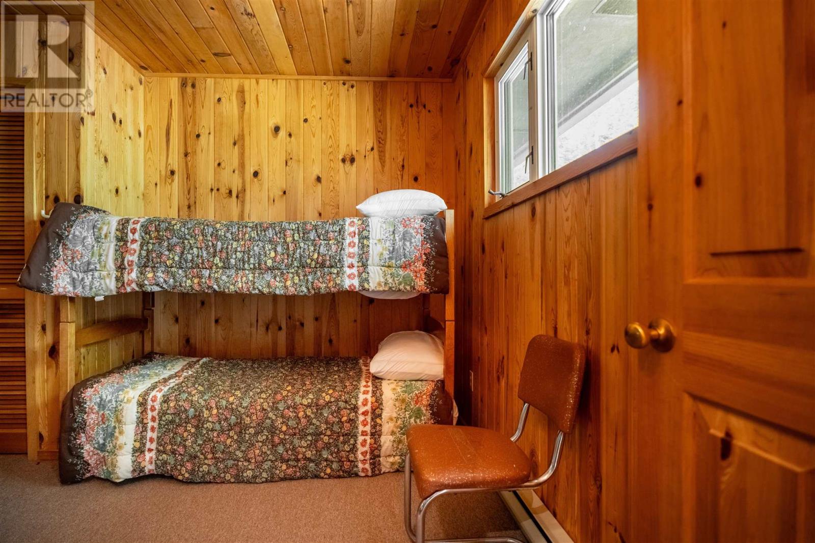 For sale: S986 Winnipeg River, Minaki, Ontario P0X1J0 - TB240805 ...