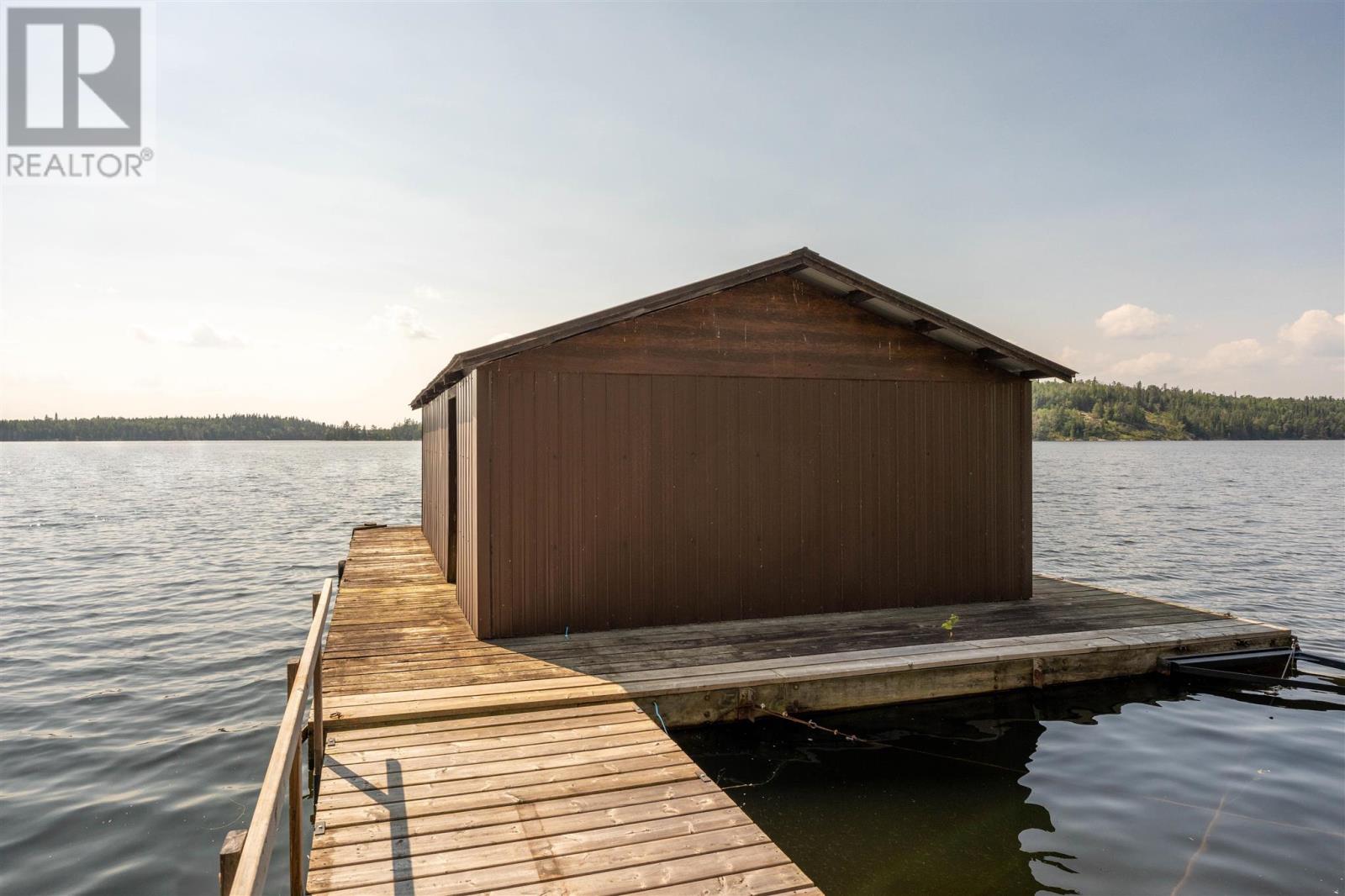 For sale: S986 Winnipeg River, Minaki, Ontario P0X1J0 - TB240805 ...