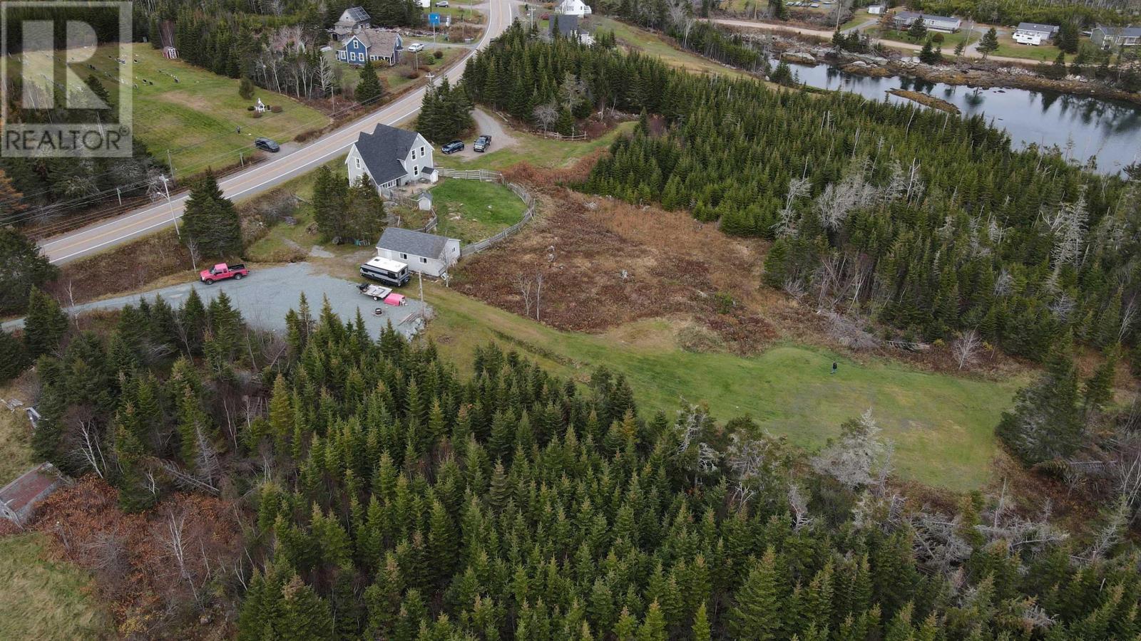 For sale: 5006 Highway 7, Liscomb, Nova Scotia B0J2A0 - 202324057 ...