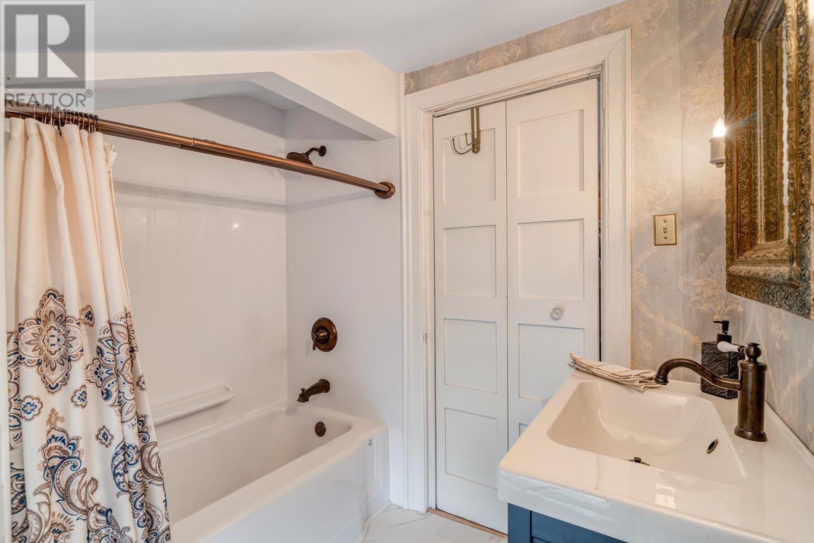 1389/91 Purcells Cove Road, Halifax, Nova Scotia B3P1B3 | REALTOR.ca