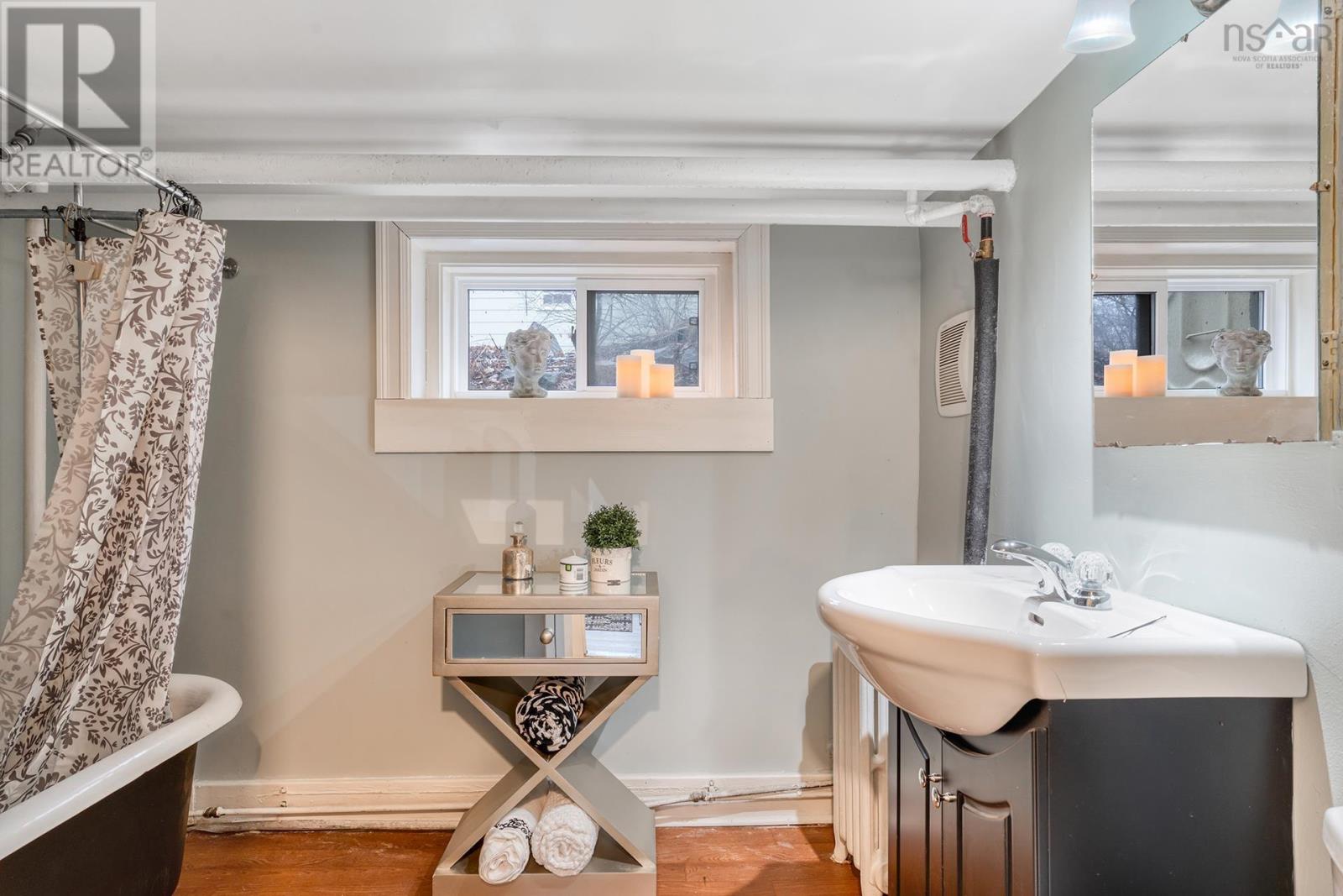 1389/91 Purcells Cove Road, Halifax, Nova Scotia B3P1B3 | REALTOR.ca