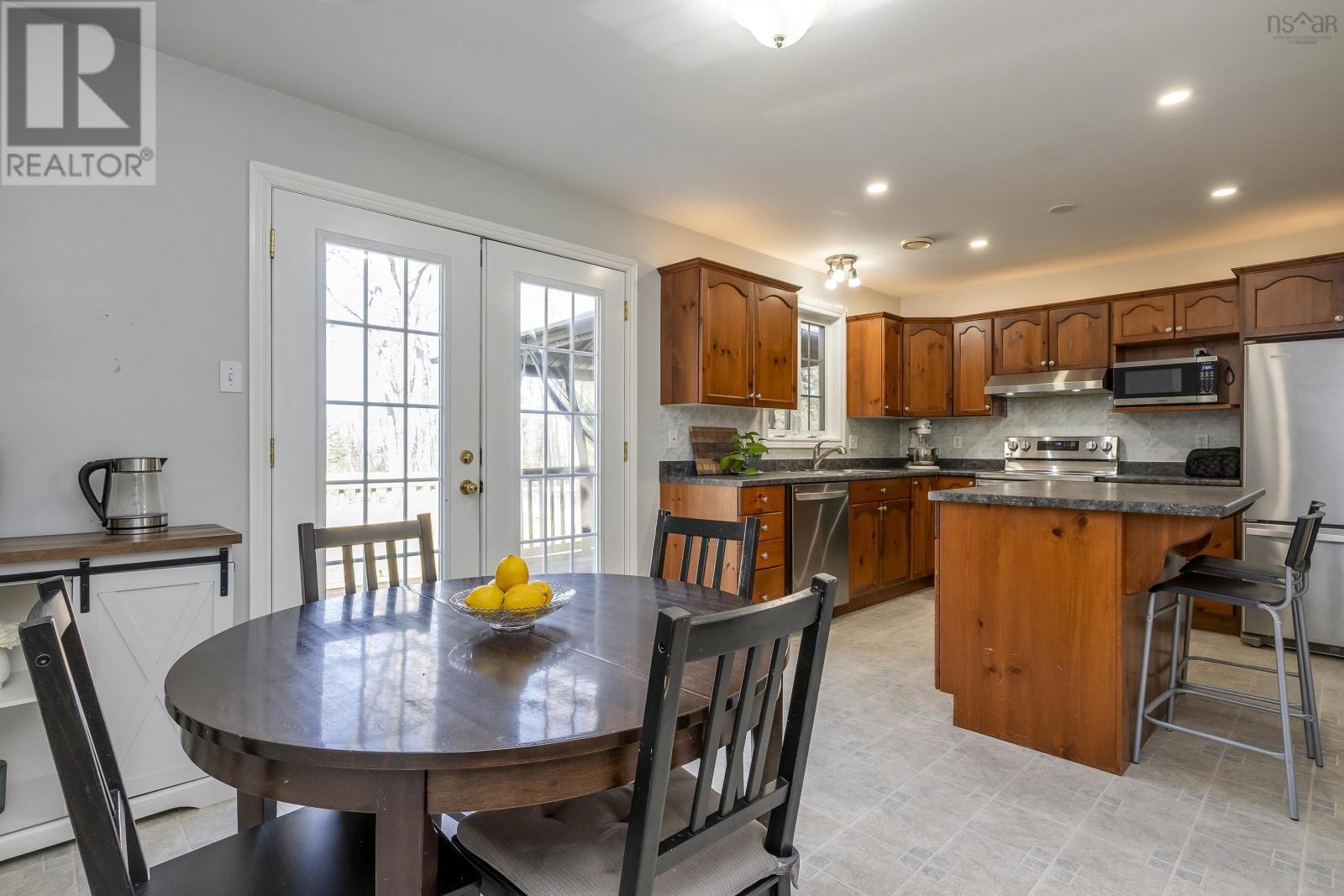 31 Pinecrest Drive, Middleton, Nova Scotia B0S1P0 | REALTOR.ca