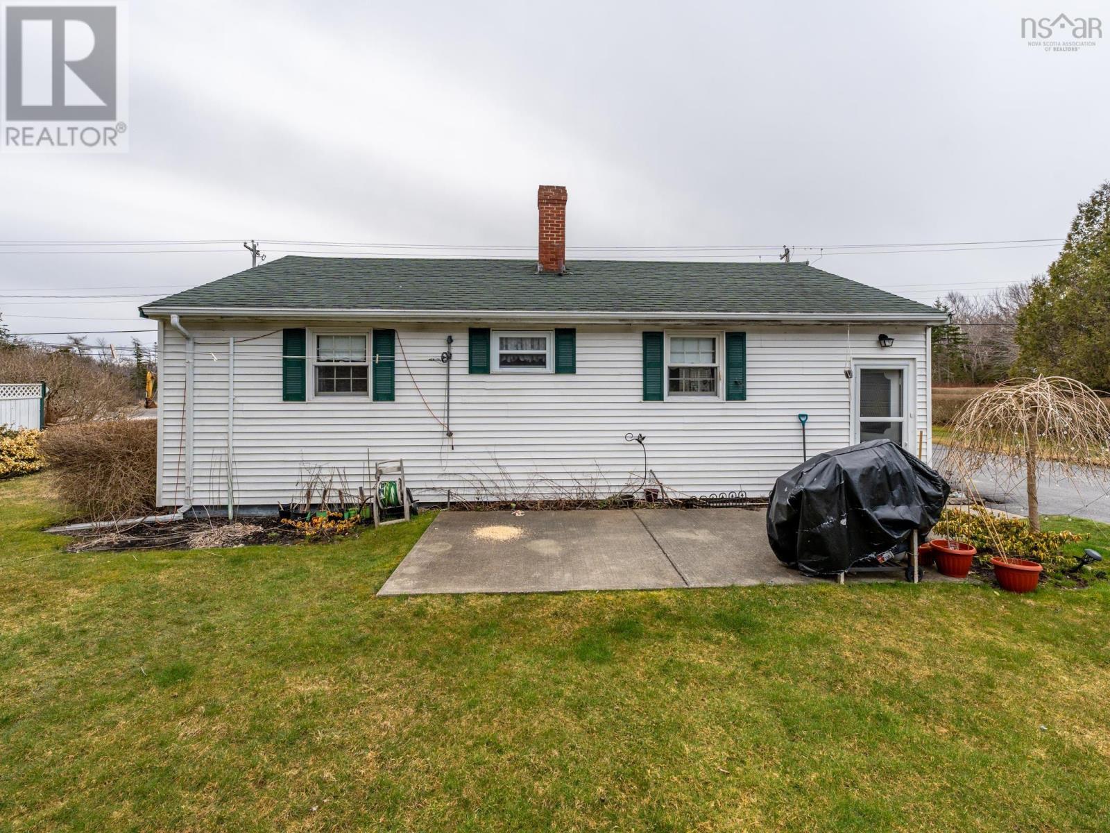 For sale: 9580 Highway 3, Arcadia, Nova Scotia B5A5J8 - 202405884 ...