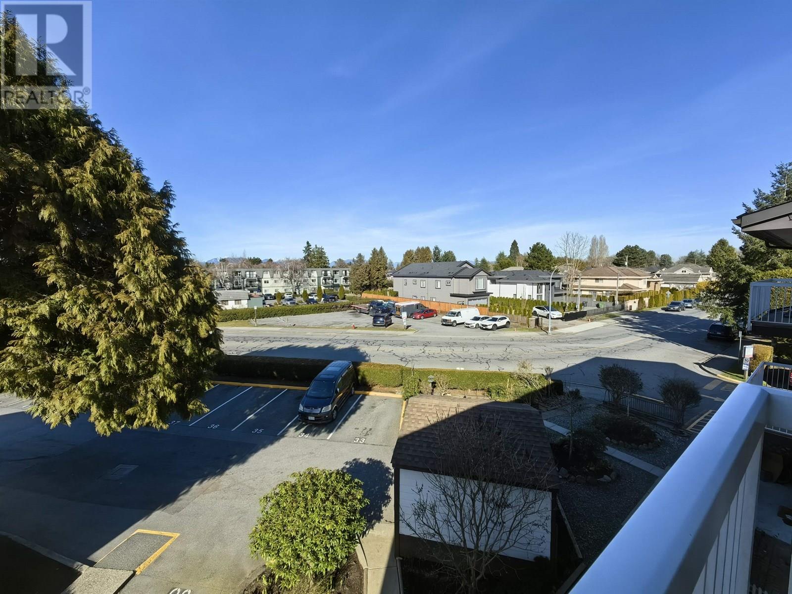 For sale: 301 8080 RYAN ROAD, Richmond, British Columbia V7A2E5 ...