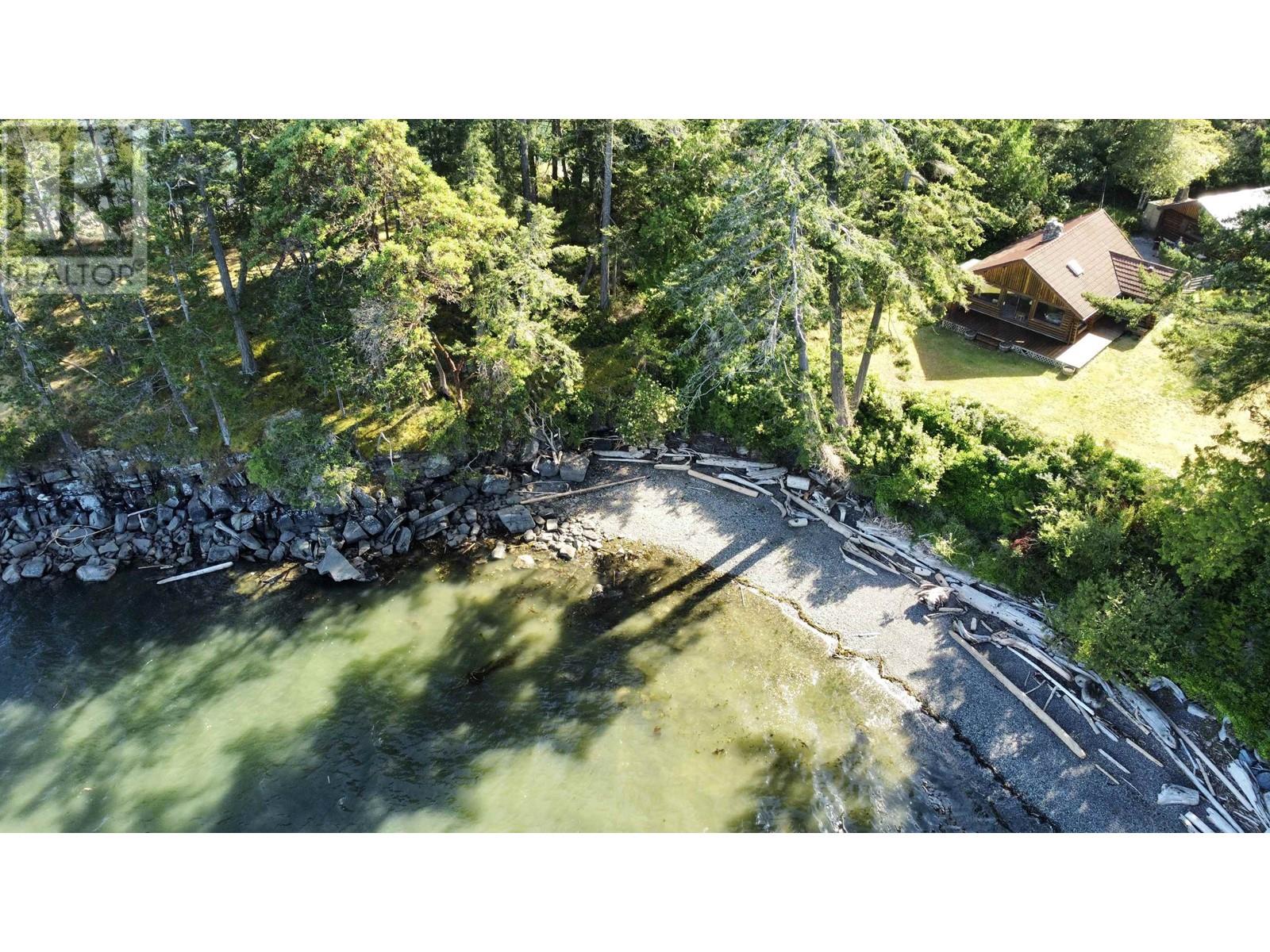 For sale: 4312 CLAM BAY ROAD, Pender Island, British Columbia V0N2M1 ...