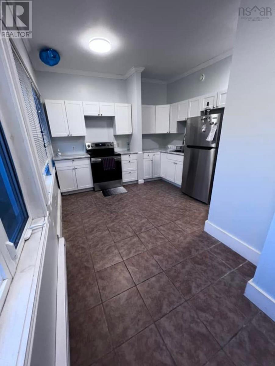 For sale: 21 Main Street, Bible Hill, Nova Scotia B2N4G5 - 202406779 ...