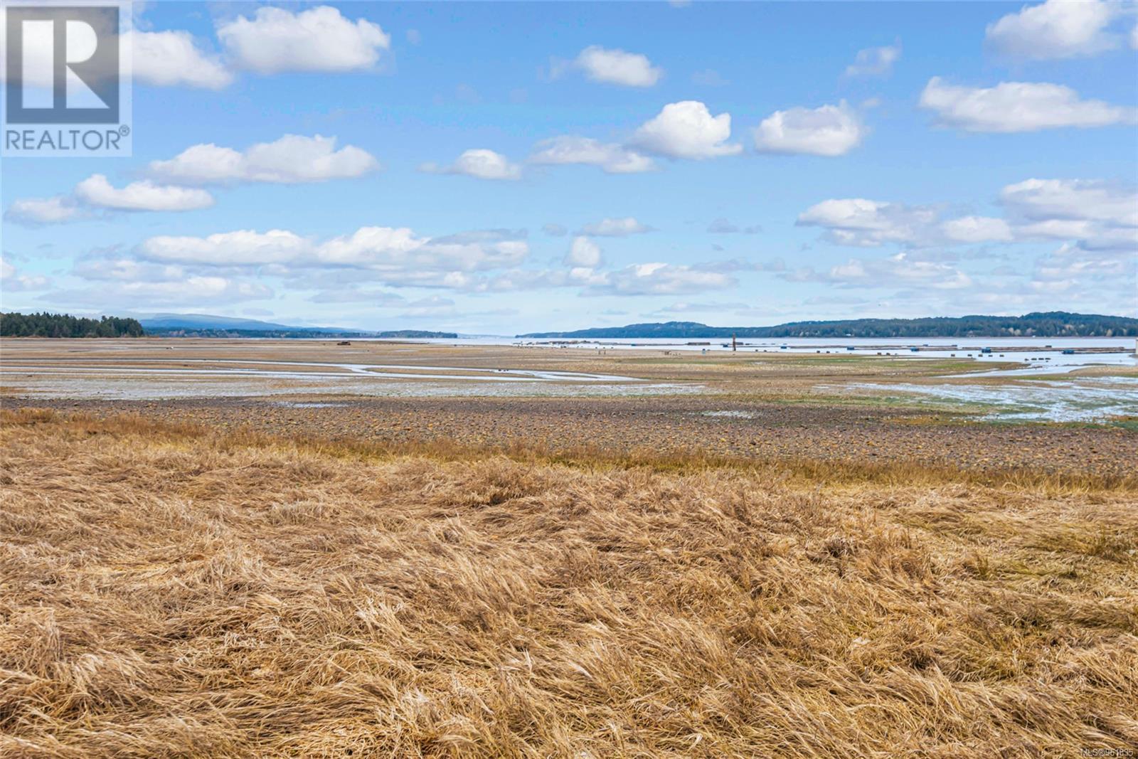 For sale: Lot 13 Island Hwy W, Bowser, British Columbia V0R1G0 - 961835 ...