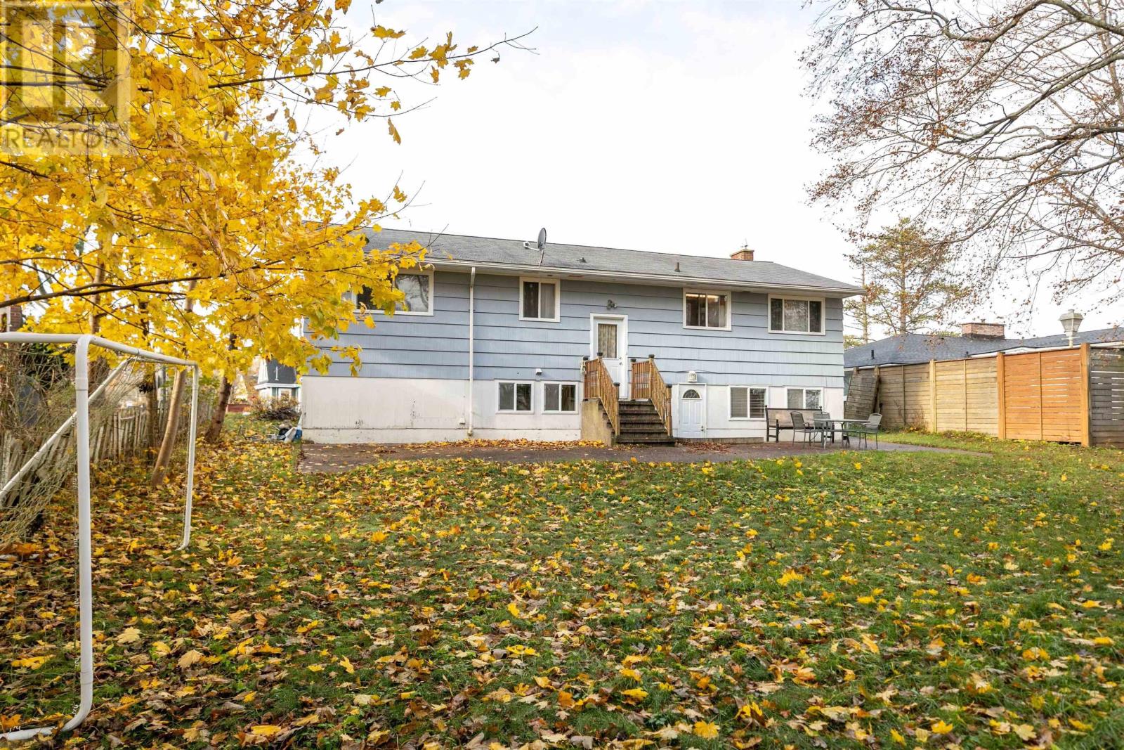 2975 Joseph Howe Drive, Halifax, Nova Scotia B3L4H1 | REALTOR.ca