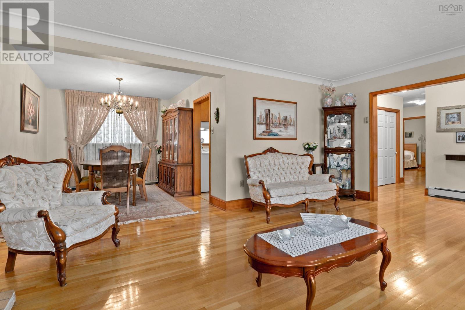 2975 Joseph Howe Drive, Halifax, Nova Scotia B3L4H1 | REALTOR.ca