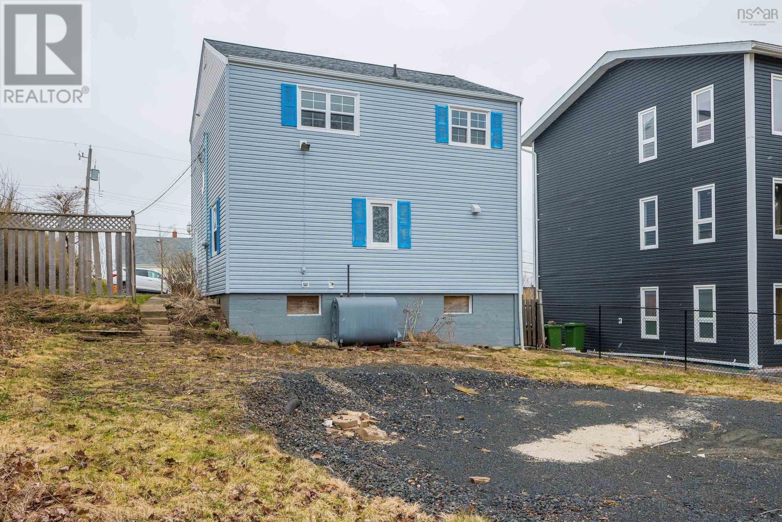 For sale: 94 Frederick Avenue, Fairview, Nova Scotia B3N2K8 - 202406282 ...