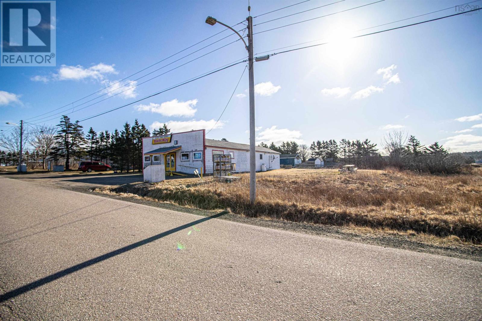 For sale: 72 School Street, Freeport, Nova Scotia B0V1B0 - 202405566 ...