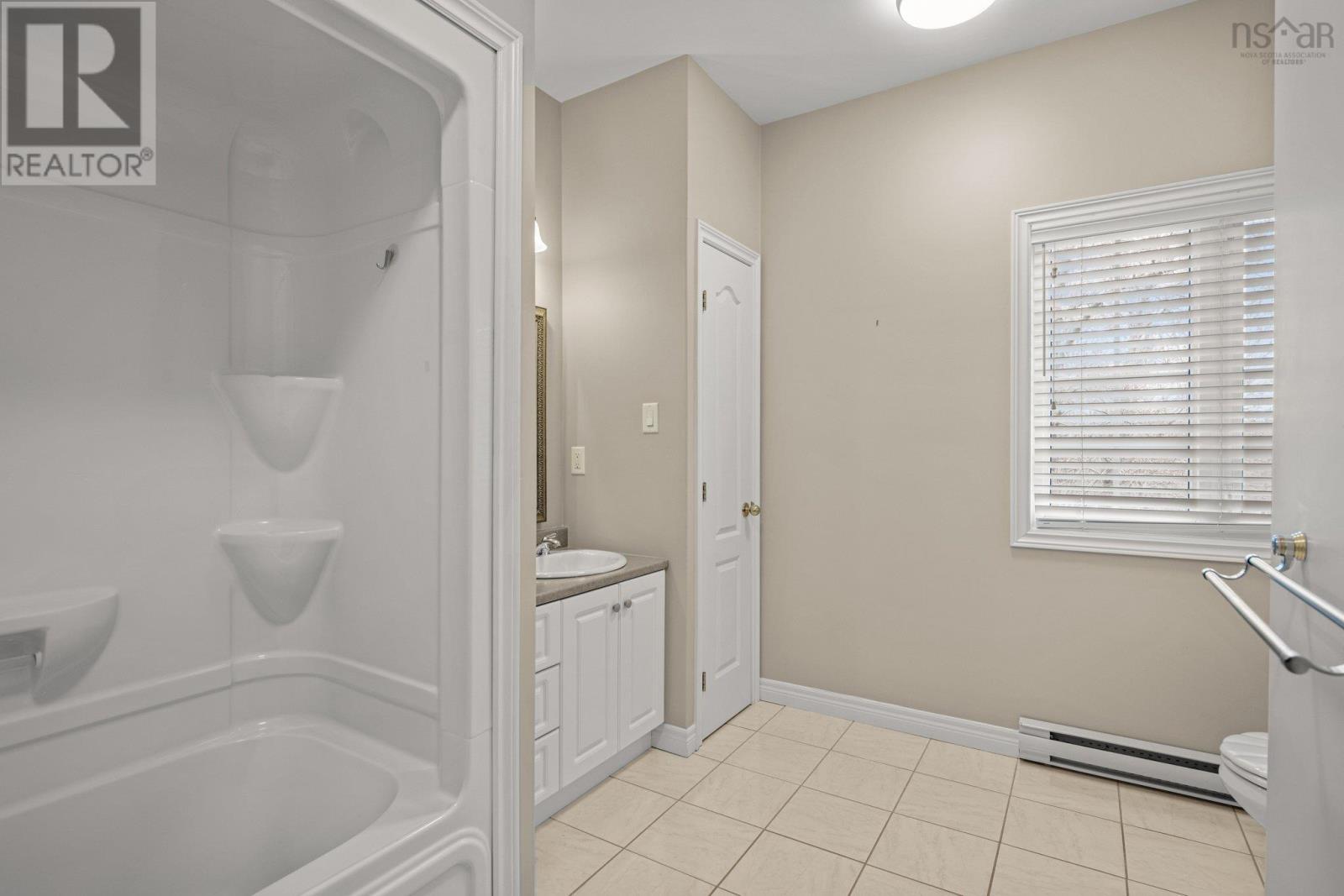 For sale: 141 Ross Road, Westphal, Nova Scotia B2Z1B4 - 202325144 ...