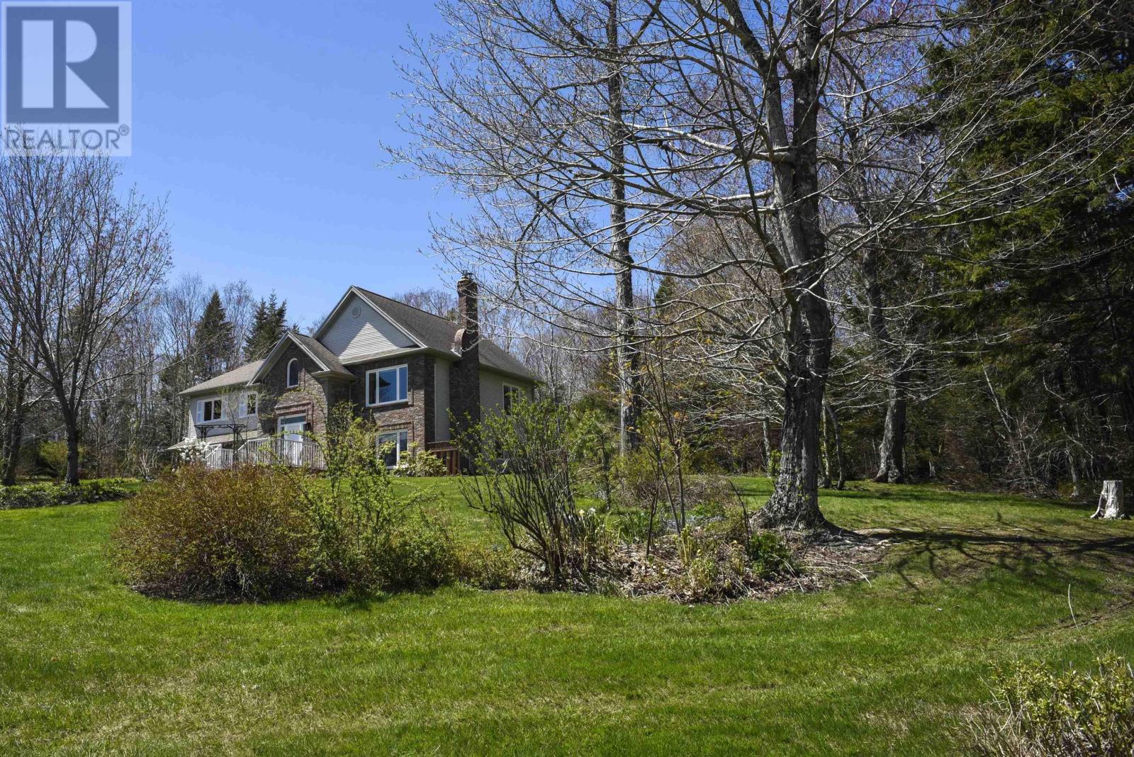 29 Brenda Drive, Hammonds Plains, Nova Scotia B4B1J9 | REALTOR.ca