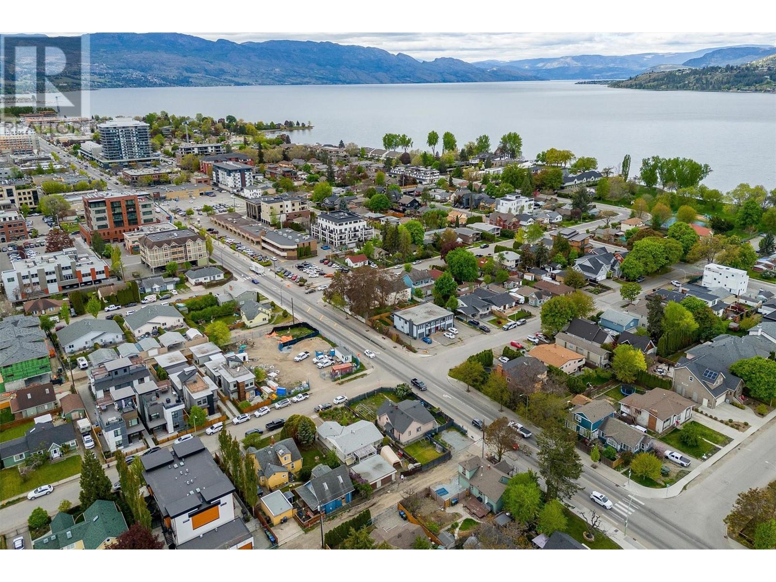 For sale: 530 Patterson Avenue, Kelowna, British Columbia V1Y5C6 ...