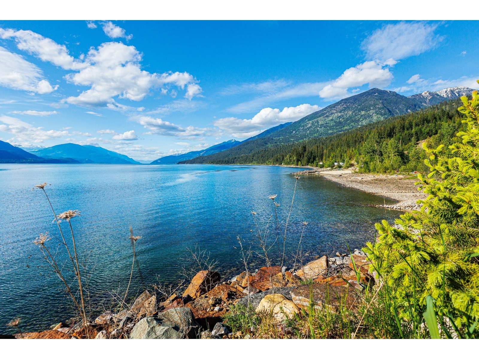 For sale: 1420 AINSWORTH AVENUE, Riondel, British Columbia V0B2B0 ...