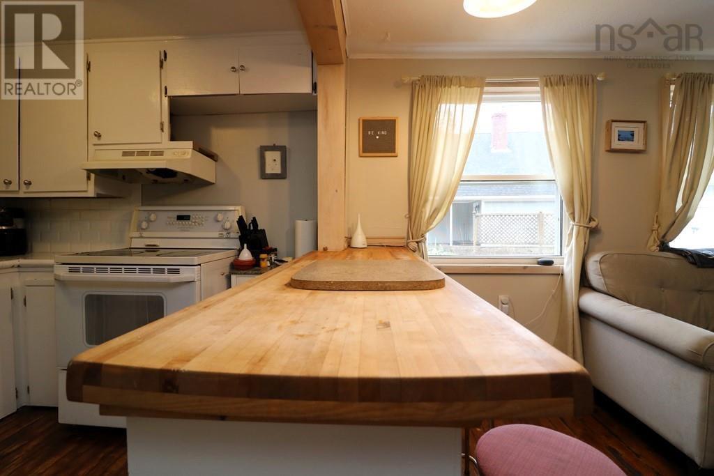 25 Middle River Road, Chester Basin, Nova Scotia B0J1K0 | REALTOR.ca