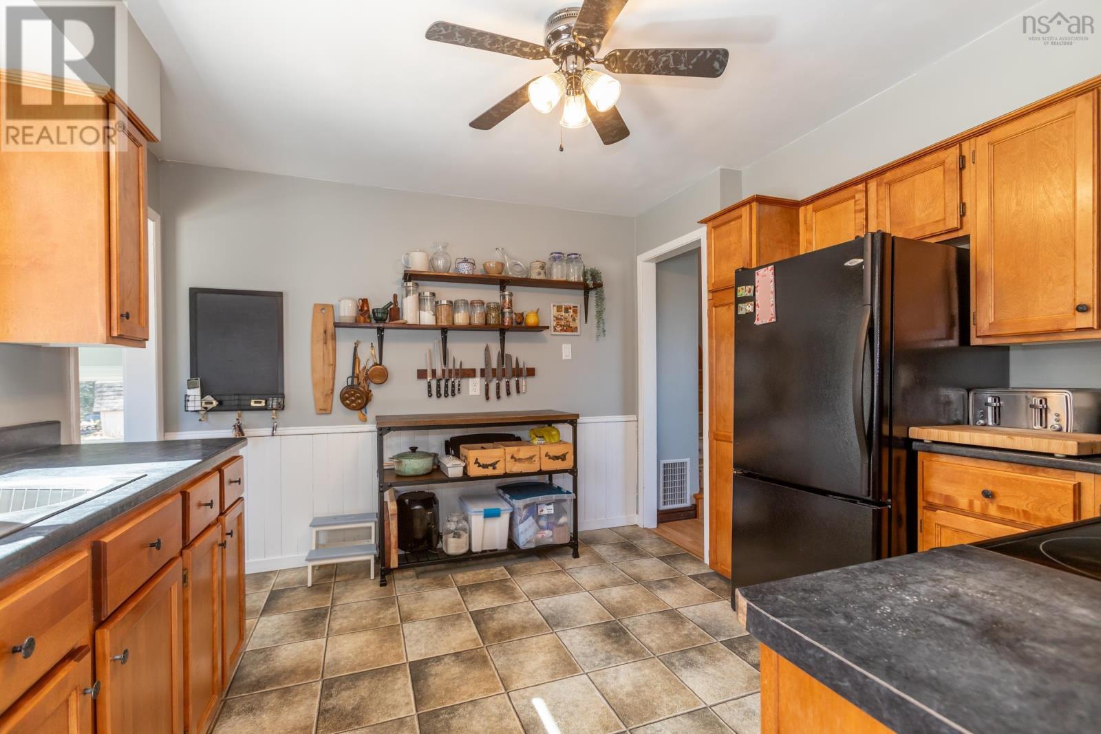 For sale: 3146 Highway 1, Upper Clements, Nova Scotia B0S1A0 ...