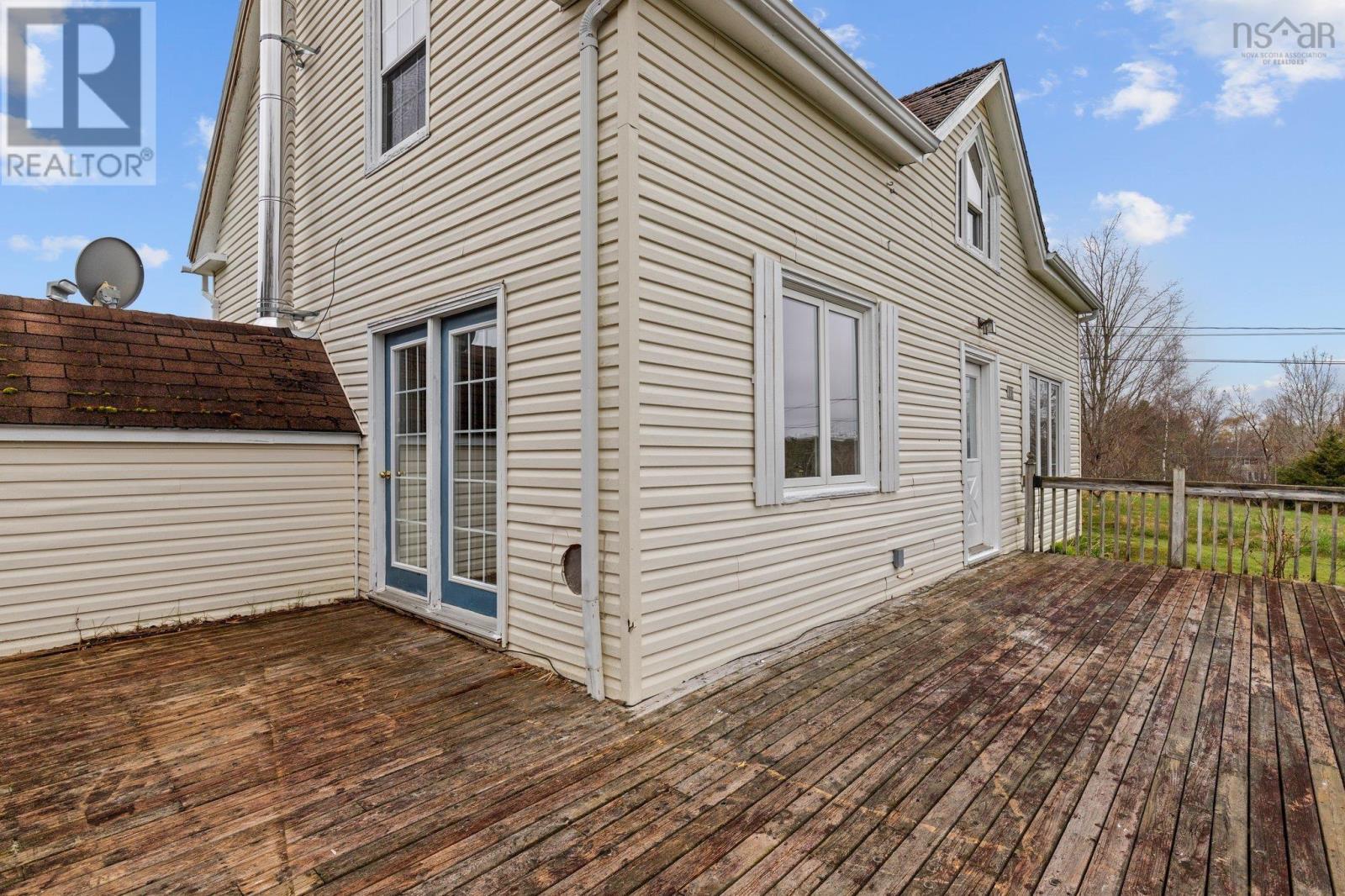 457 Highway 215, Brooklyn, Nova Scotia B0N1L0 | REALTOR.ca