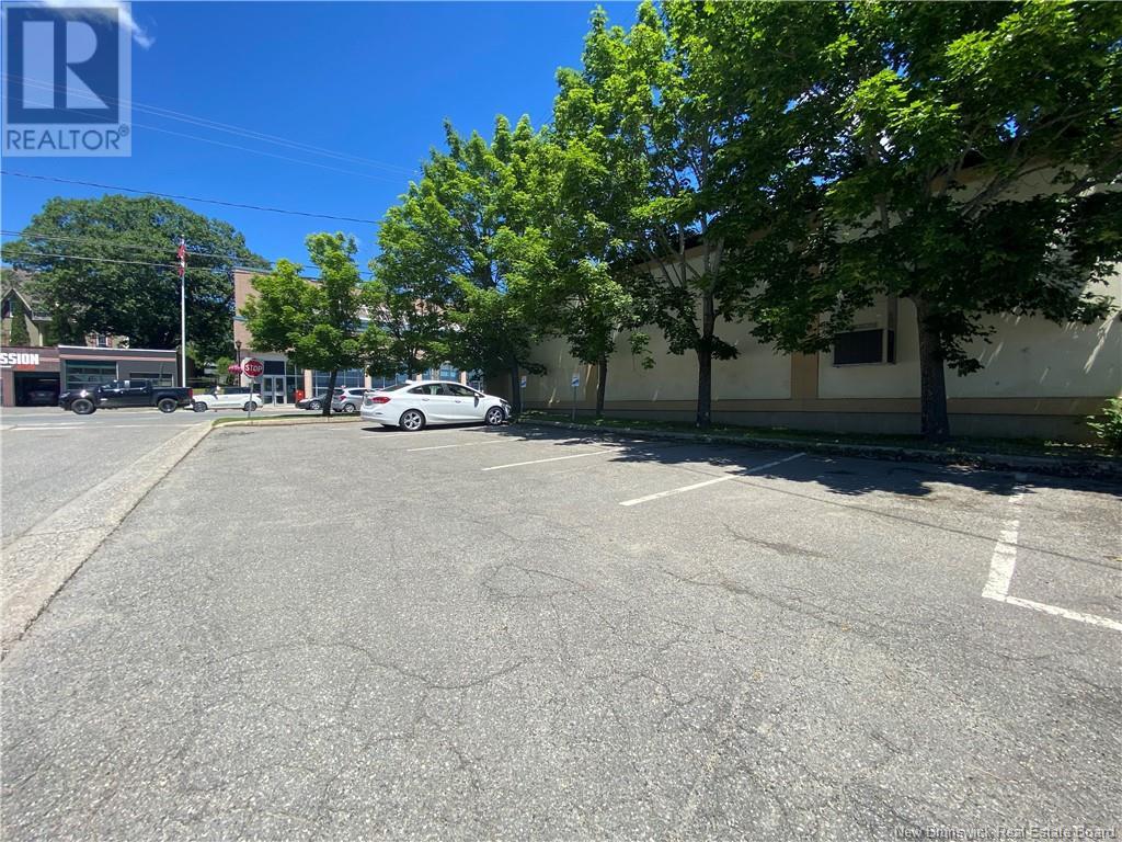 For sale: 112 Milltown Boulevard, St. Stephen, New Brunswick E3L1G6 ...