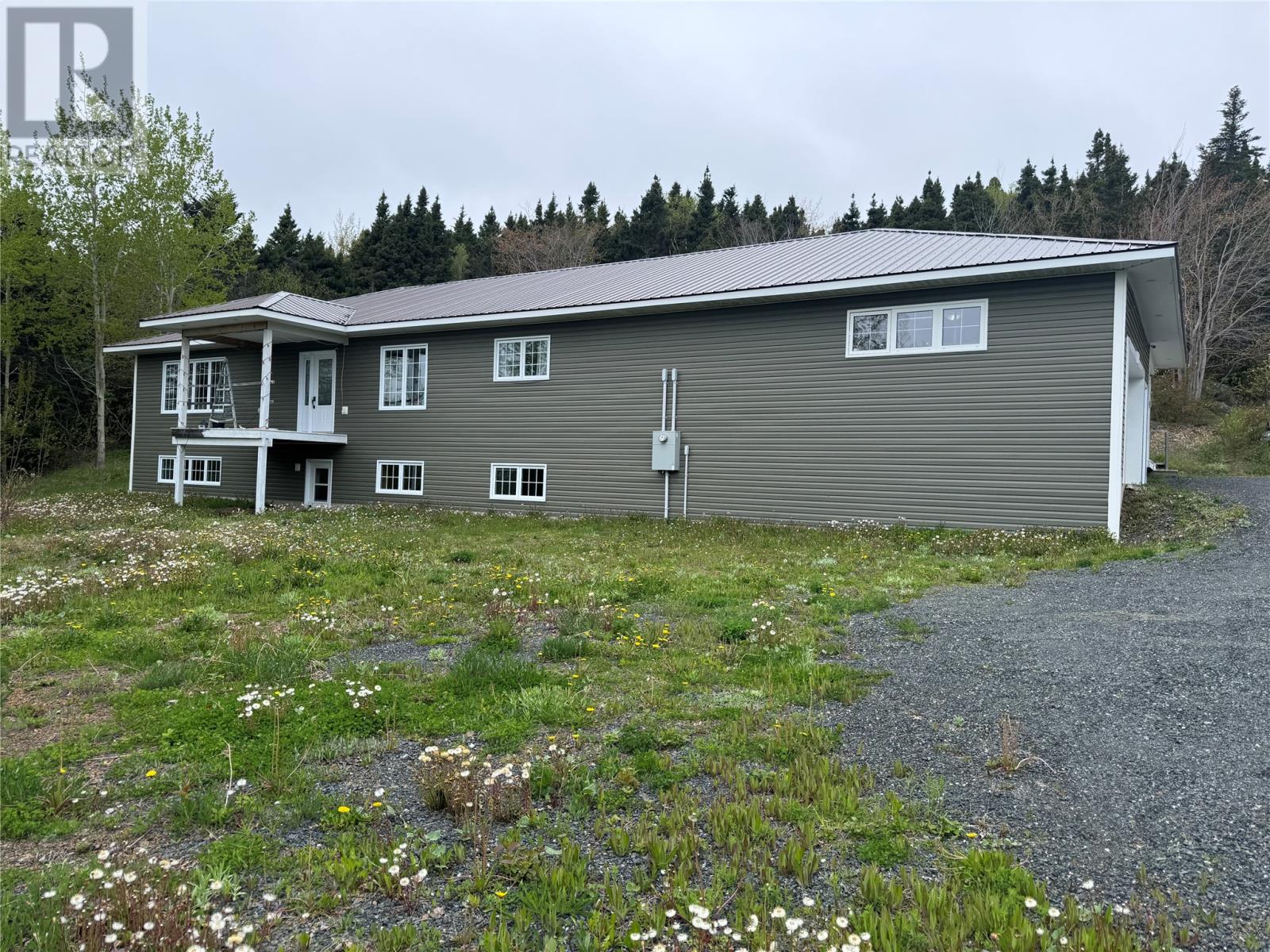 For sale: 401A Main Street N, Glovertown, Newfoundland & Labrador ...