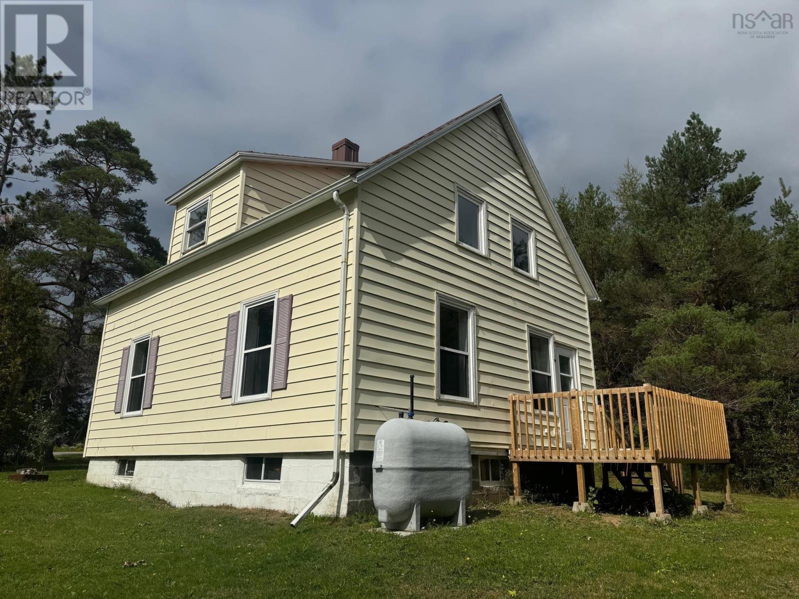 For sale: 458 Cenotaph Road, West Bay Road, Nova Scotia B0E3L0 ...