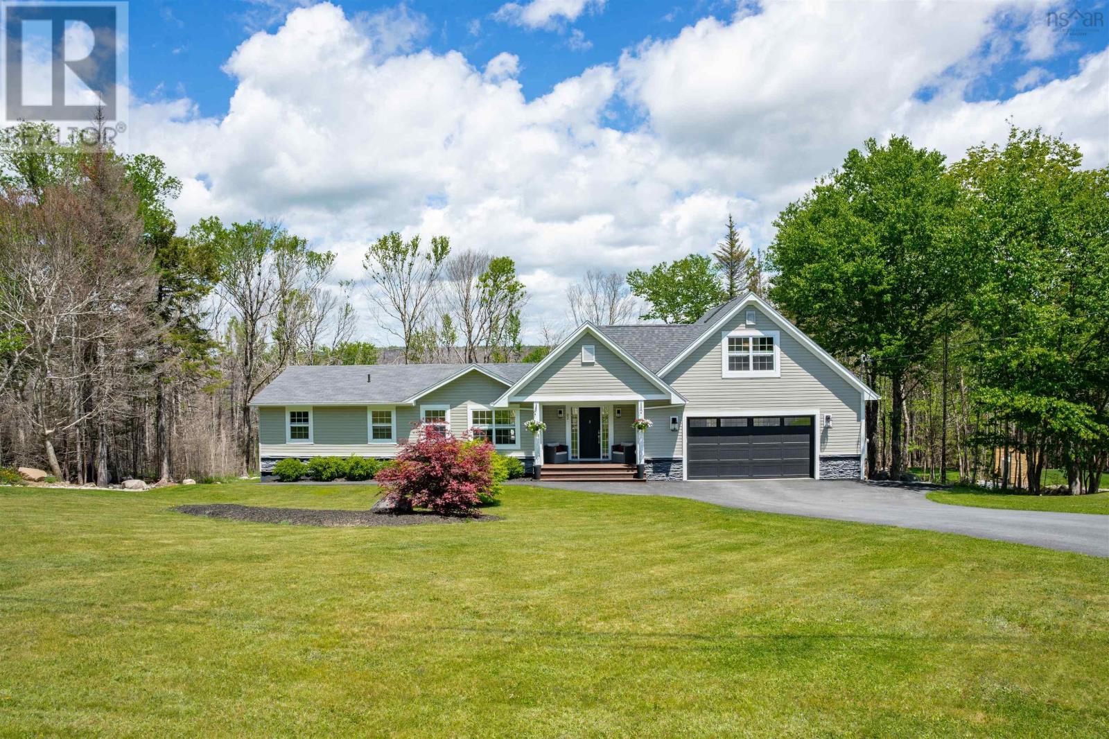 82 Shelby Drive, Hammonds Plains, Nova Scotia B3E1M6 | REALTOR.ca