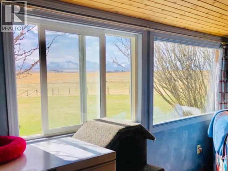 For sale: 45056 Range Road 275, Hill Spring, Alberta T0K1E0 - A2000531 ...