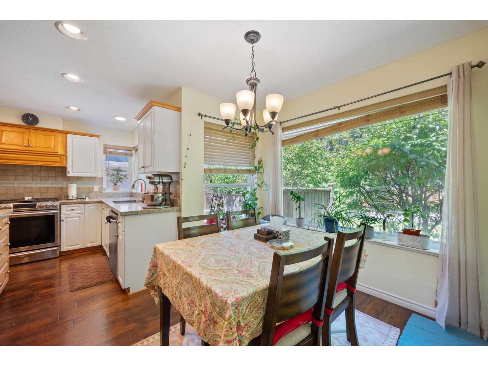 For sale: 12055 59 AVENUE, Surrey, British Columbia V3X3L3 - R2894422 ...