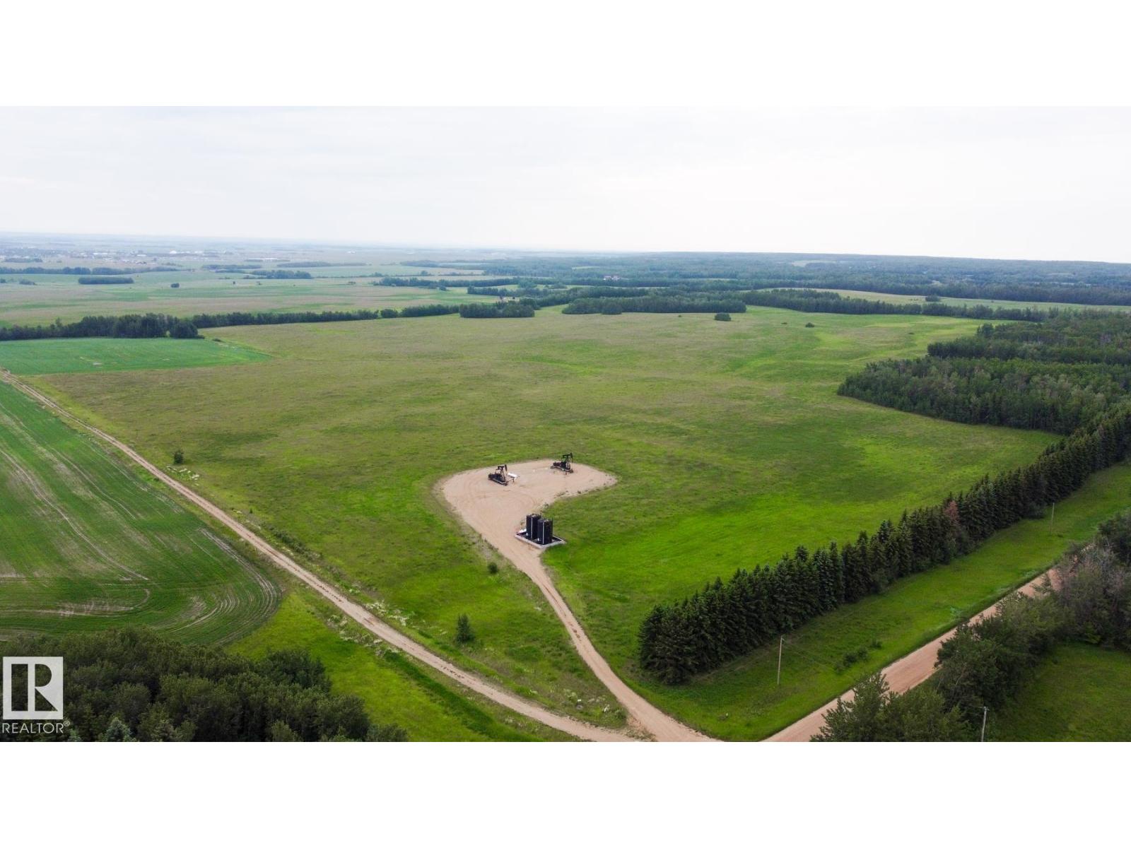 For sale: 553ZZ Range Road 201, Rural Lamont County, Alberta T0B2R0 ...