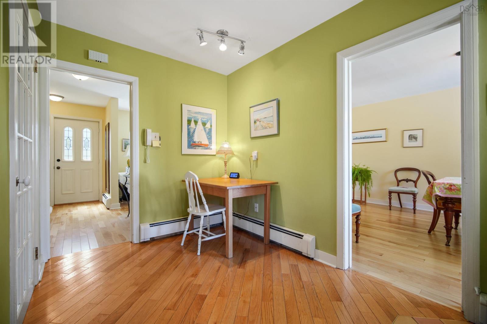 For sale: 2732 Ralph Devlin Drive, Halifax, Nova Scotia B3L3T1 ...