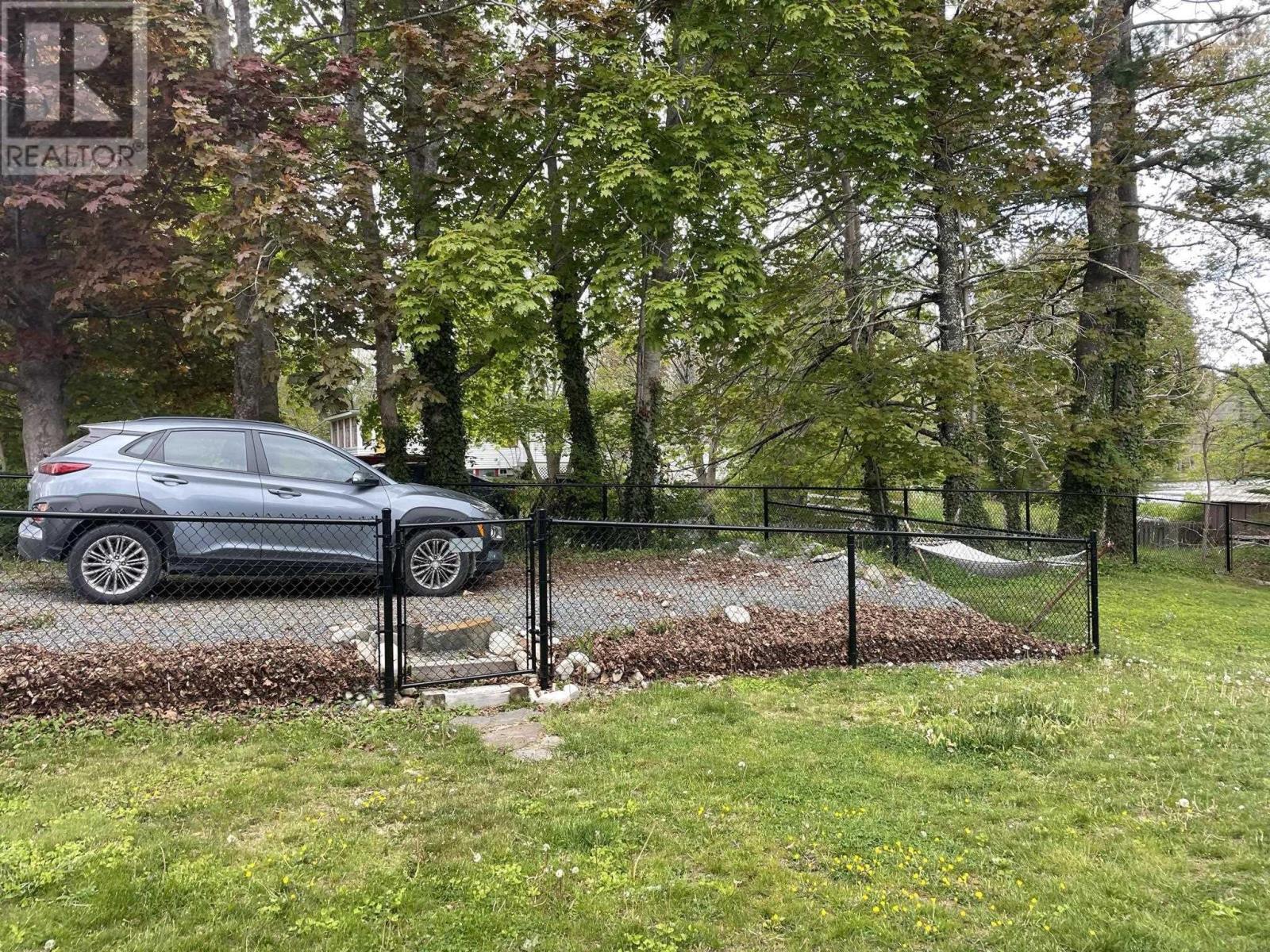 For sale: 239 Highway 8, Milton, Nova Scotia B0T1P0 - 202400085 ...