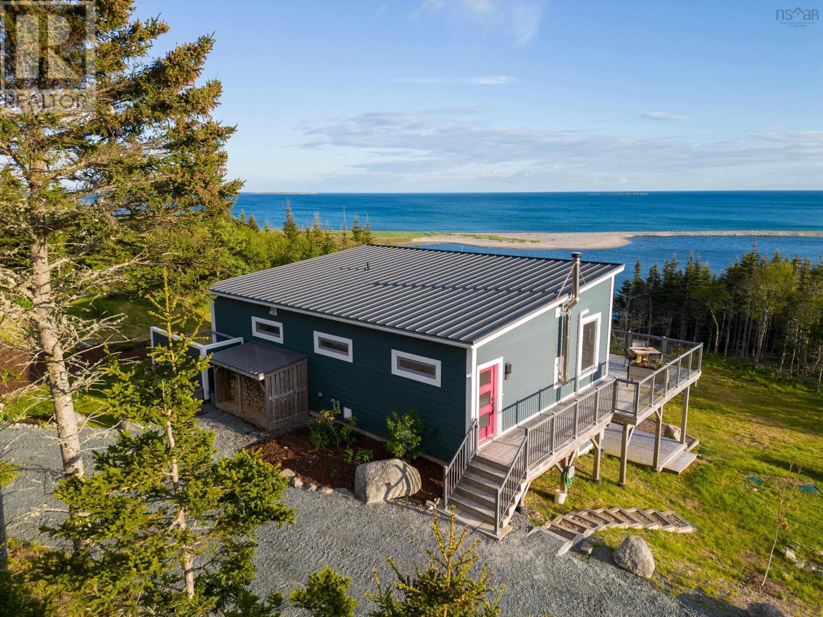 For sale: 45 Kaakwogook Way, Clam Bay, Nova Scotia B0J2L0 - 202413162 ...