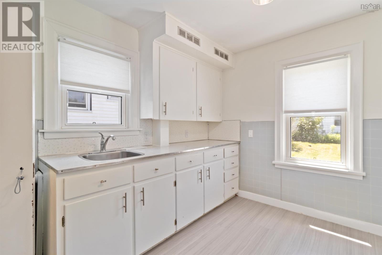 3494 Robie Street, Halifax, Nova Scotia B3K4S3 | REALTOR.ca