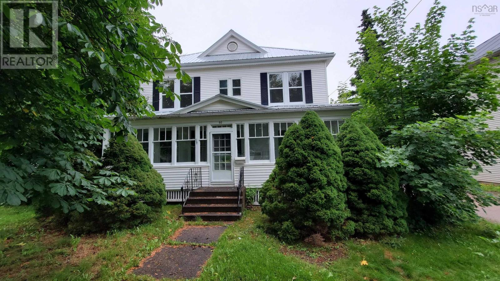 For sale: 60 Rupert Street, Amherst, Nova Scotia B4H3R9 - 202414994 ...