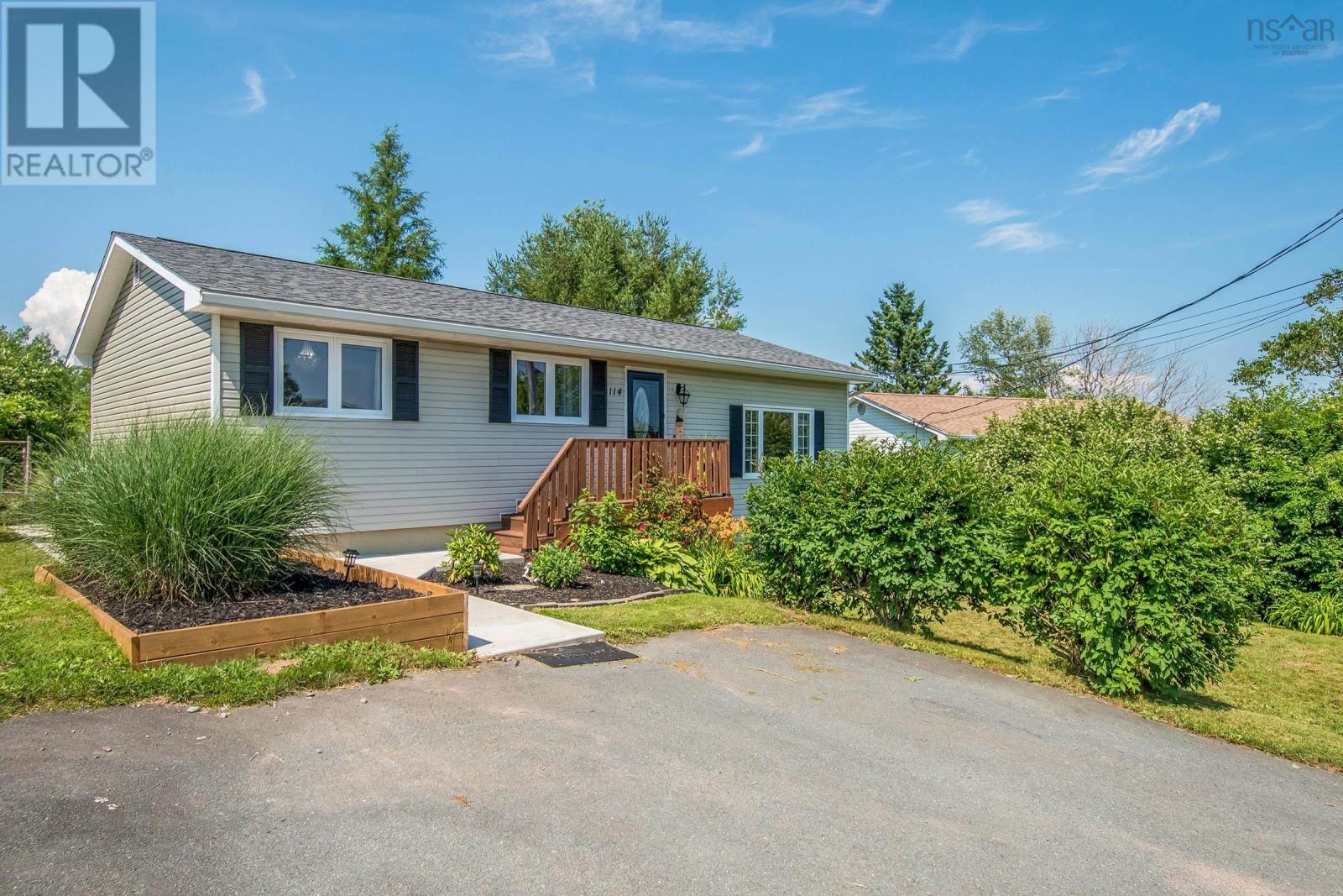 114 Amaranth Crescent, Cole Harbour, Nova Scotia B2W4B9 | REALTOR.ca