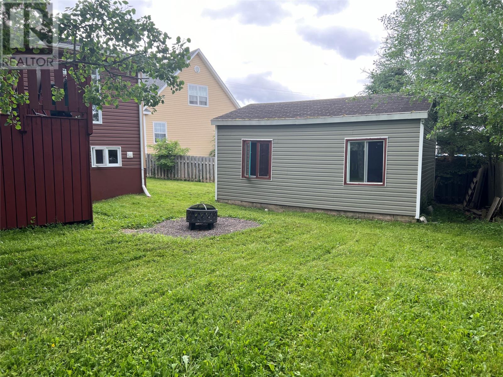 For sale: 50 Main Street, Springdale, Newfoundland & Labrador A0J1T0 ...