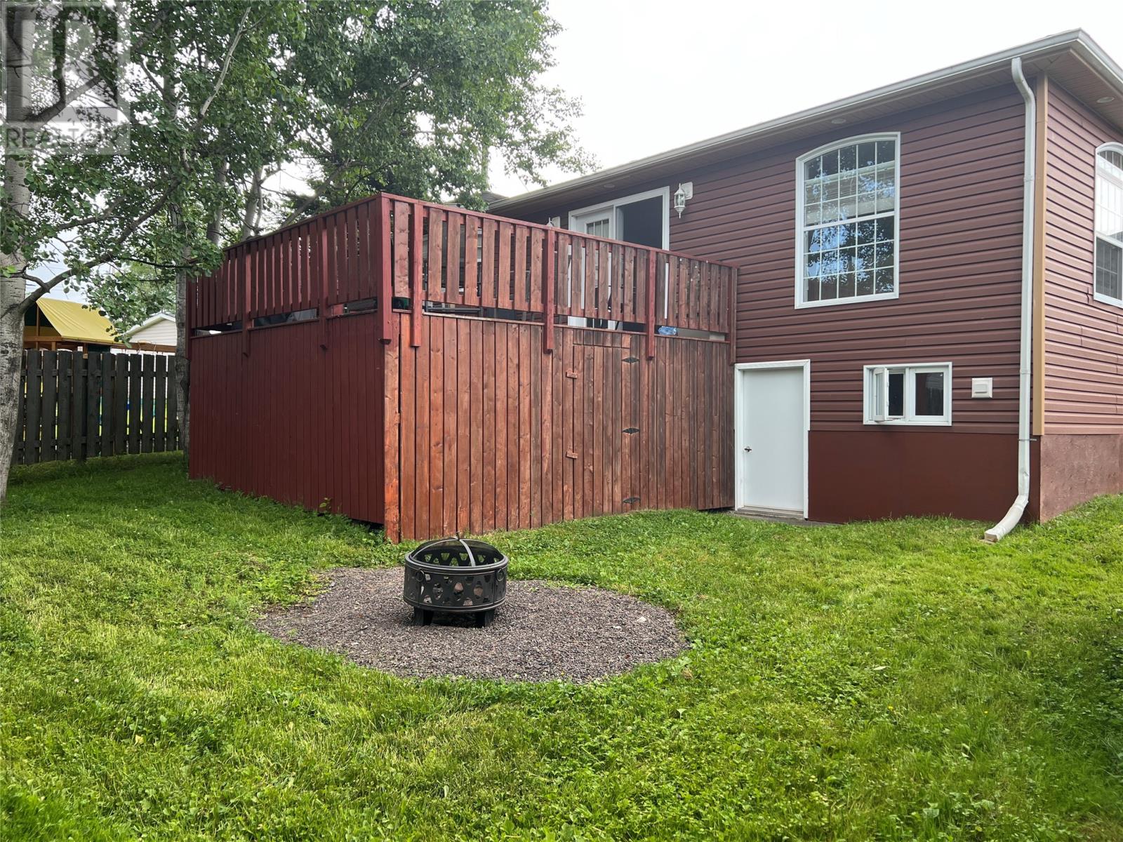 For sale: 50 Main Street, Springdale, Newfoundland & Labrador A0J1T0 ...