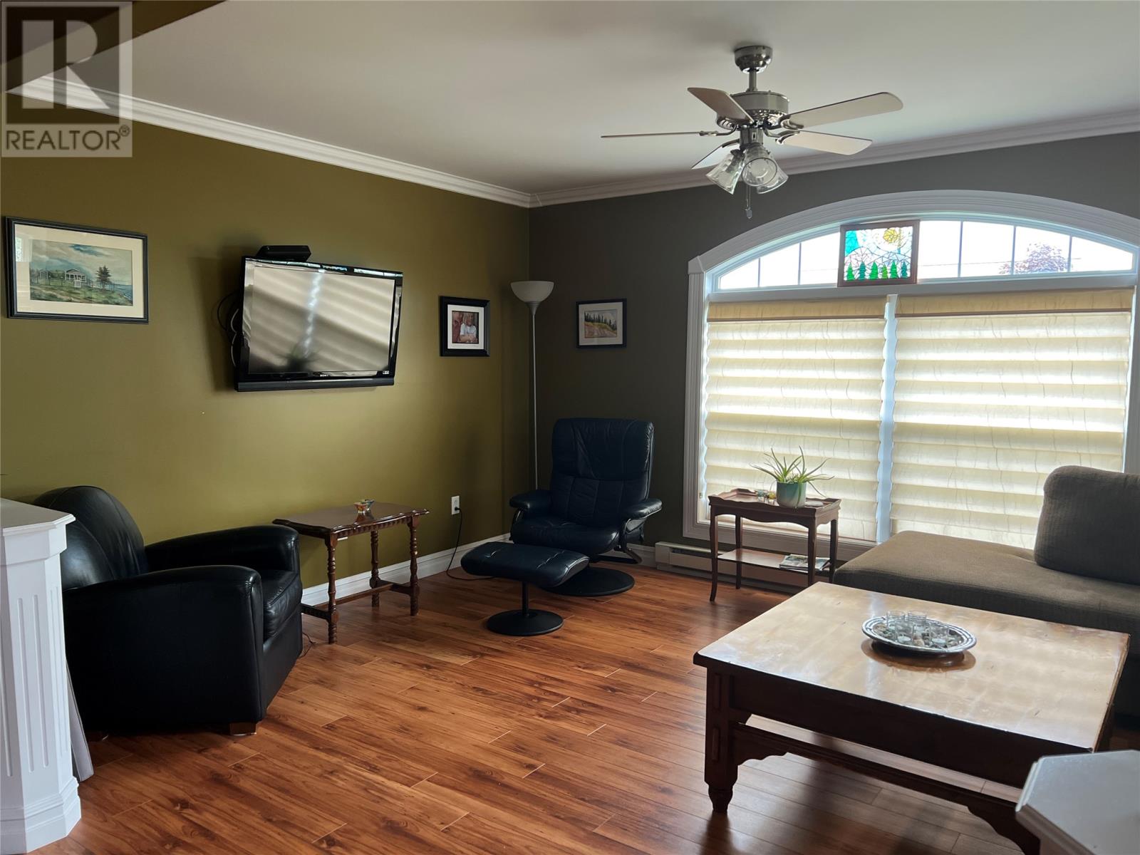 For sale: 50 Main Street, Springdale, Newfoundland & Labrador A0J1T0 ...