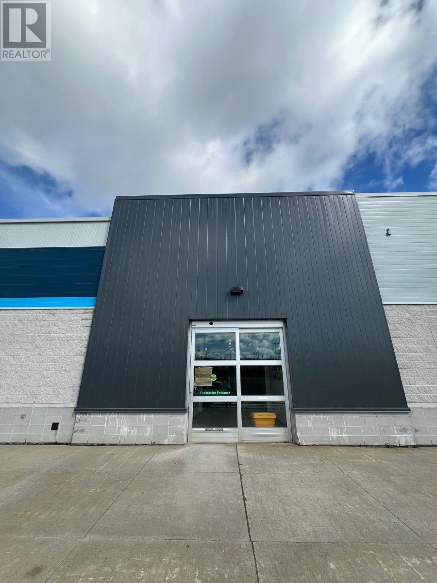 For lease: 710 Torbay Road, St. John's, Newfoundland & Labrador A1A5G9 ...