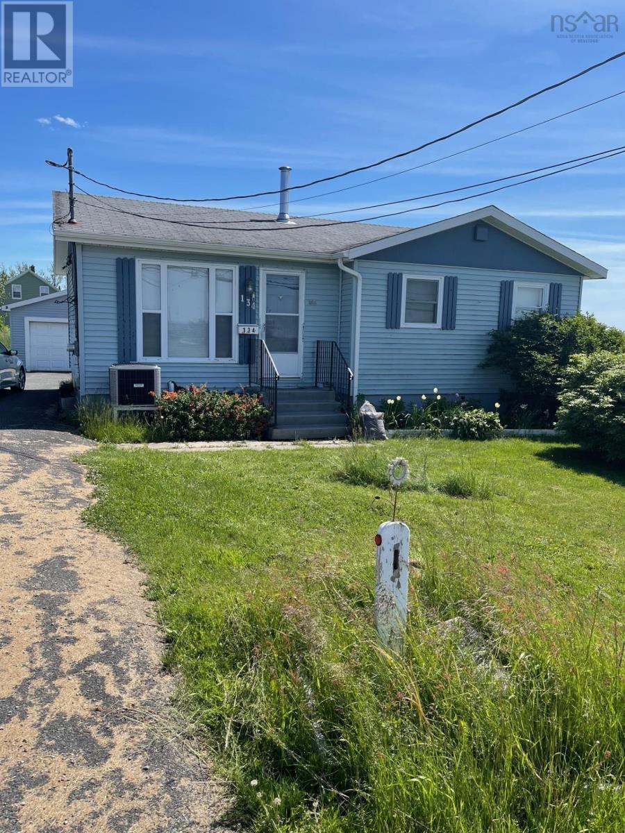For sale: 134 Dominion Street, Sydney, Nova Scotia B1N2V3 - 202414120 ...